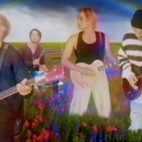 5 Seconds of Summer estrena el video de "Wildflower" hecho desde la ...