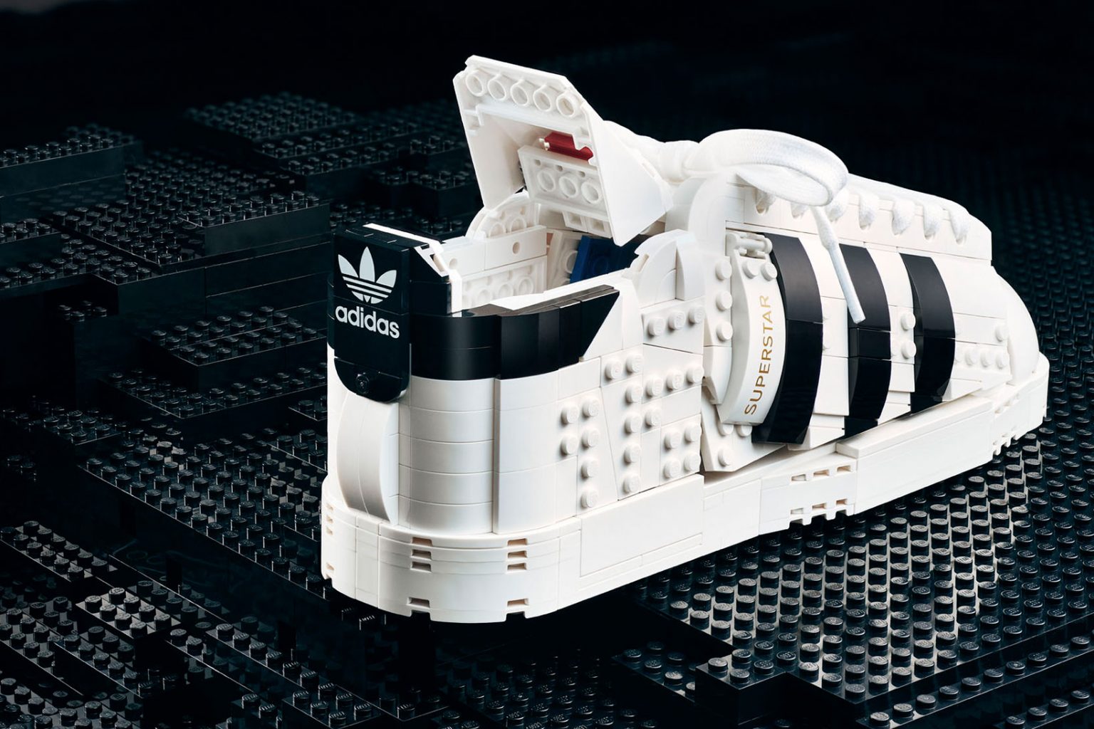 LEGO x adidas Originals, y una de las mejores colaboraciones del año ...