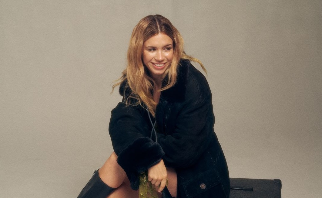 Connie Isla presenta "Inefable", su cuarto álbum de estudio, y anuncia ...